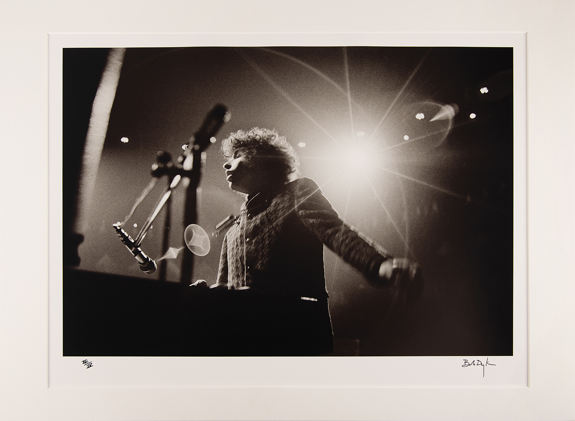 Bob Dylan Oversized Signed Photograph (Ltd. Ed. #IV/IV) - Royal Albert
