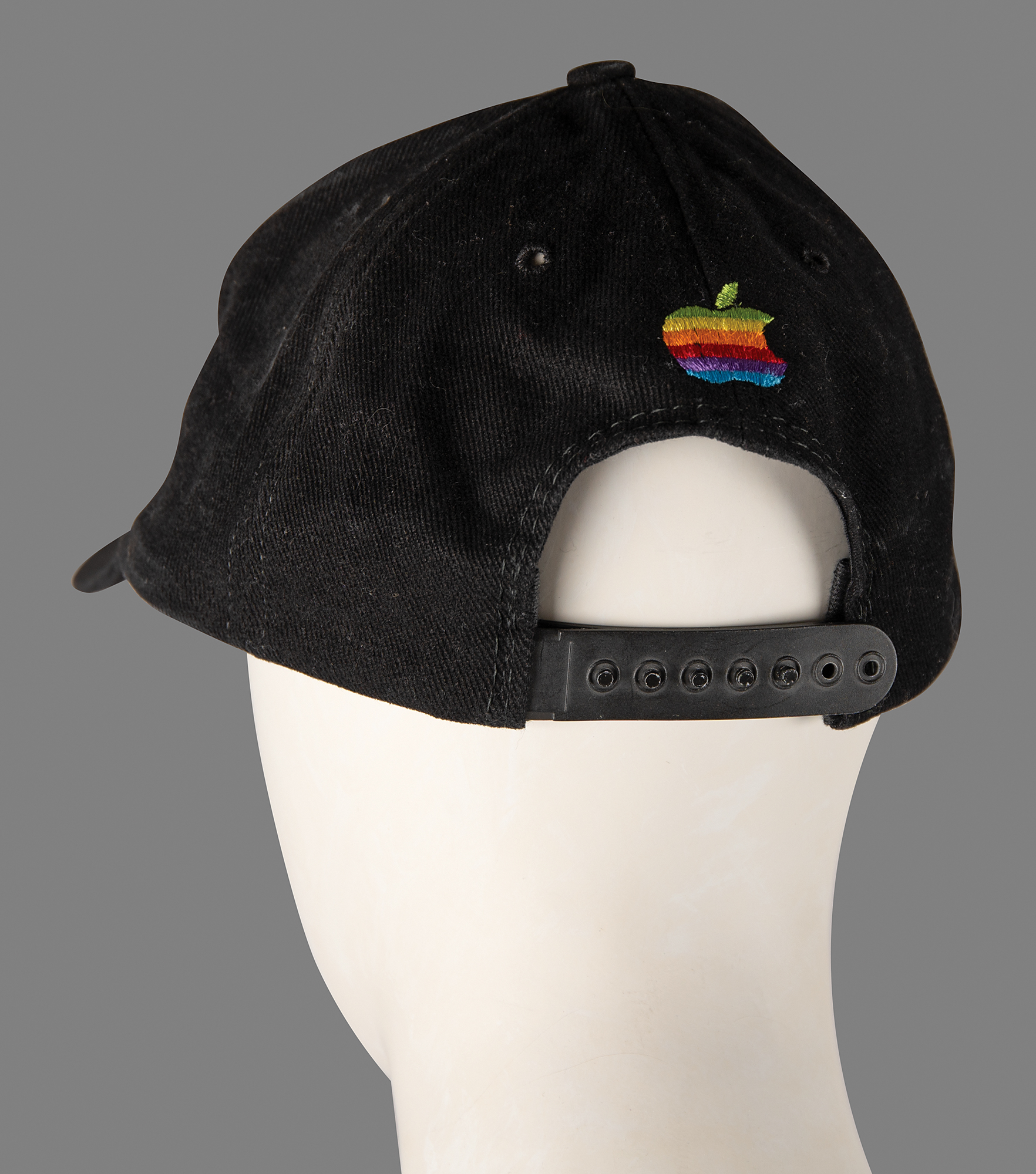 Apple Computer 'Mission: Impossible' Promotional T-Shirt and Cap | RR