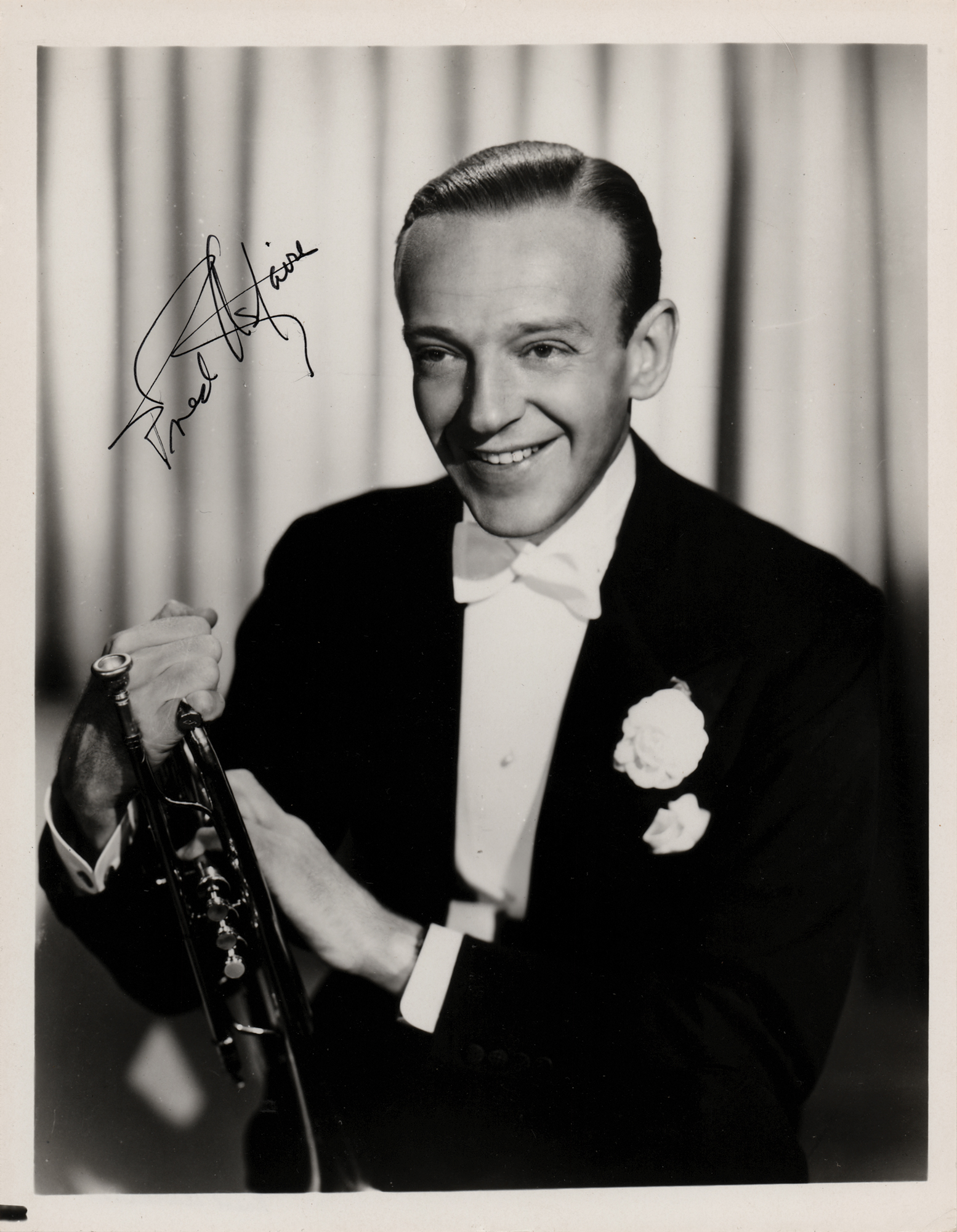 Fred Astaire Signed Photograph | RR Auction