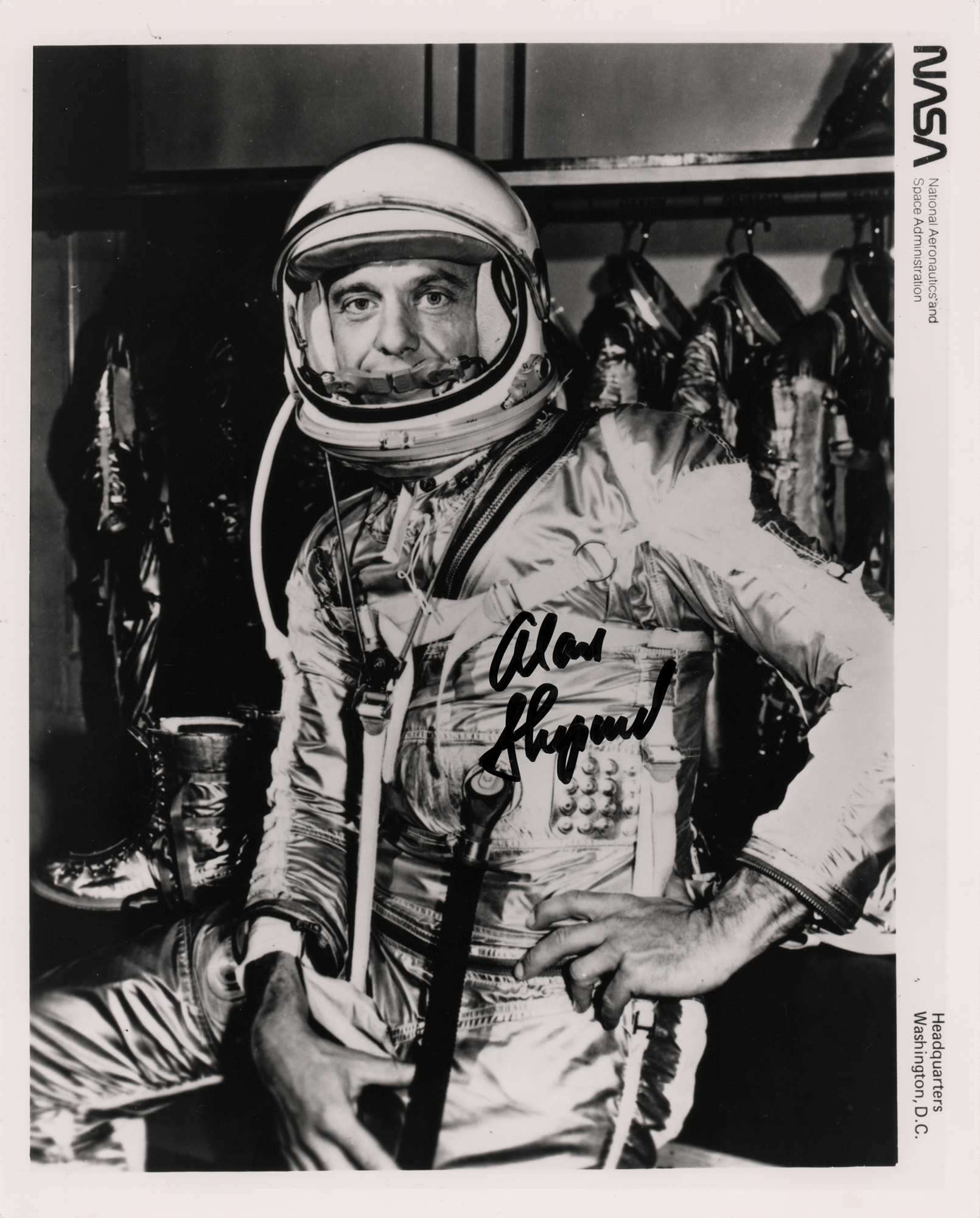Alan Shepard Signed Photograph | RR Auction